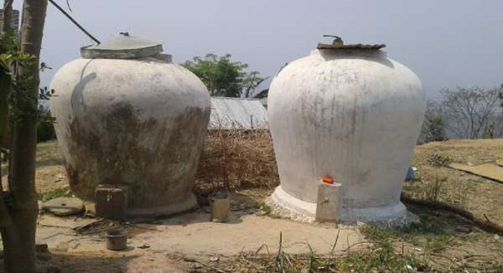 आकाशे पानी सङ्कलनका लागि घैँटो « Dainiki